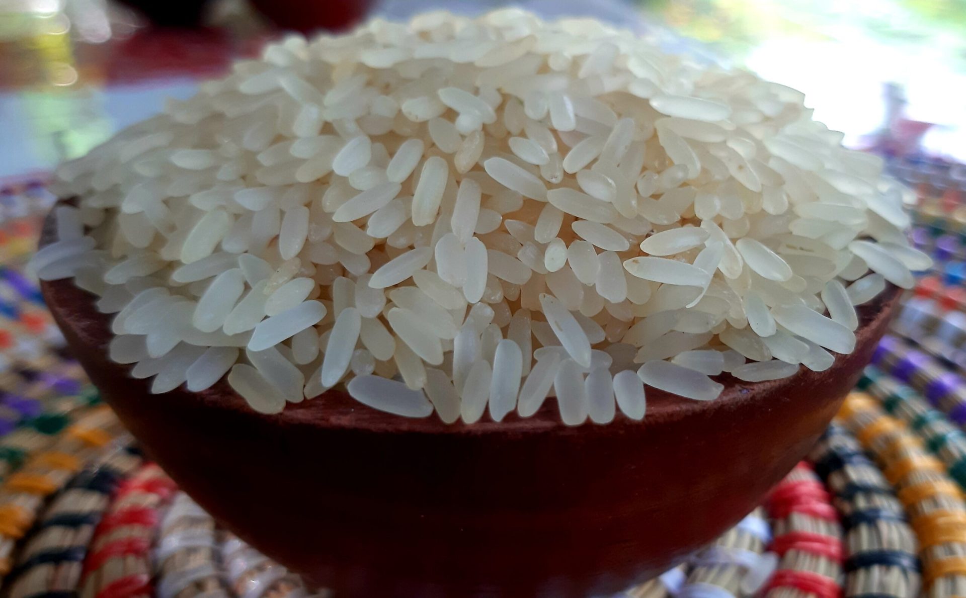 Riz entier étuvé sachet 1kg - Plateforme «E-KOMKOM»